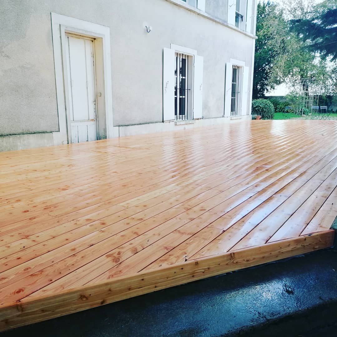 Terrasse en bois mélèze de 100m² à Meaux (77) | Terrasse bois 77 ...